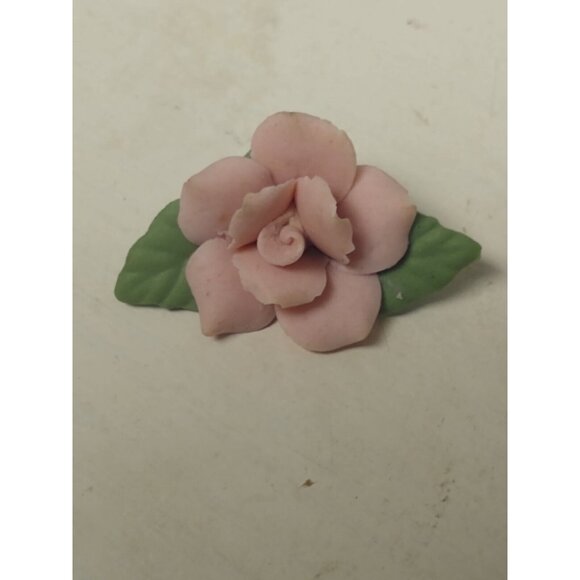 Unbranded | Jewelry | Vintage Ceramic 3d Flower Pin Brooch Had Crafted ...